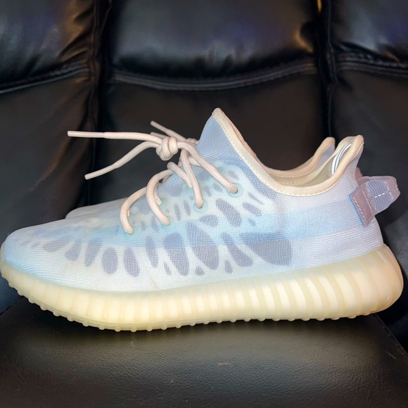 Yeezy | Shoes | Used Yeezy 35 Mono Ice Just A Stain That Can Easily ...